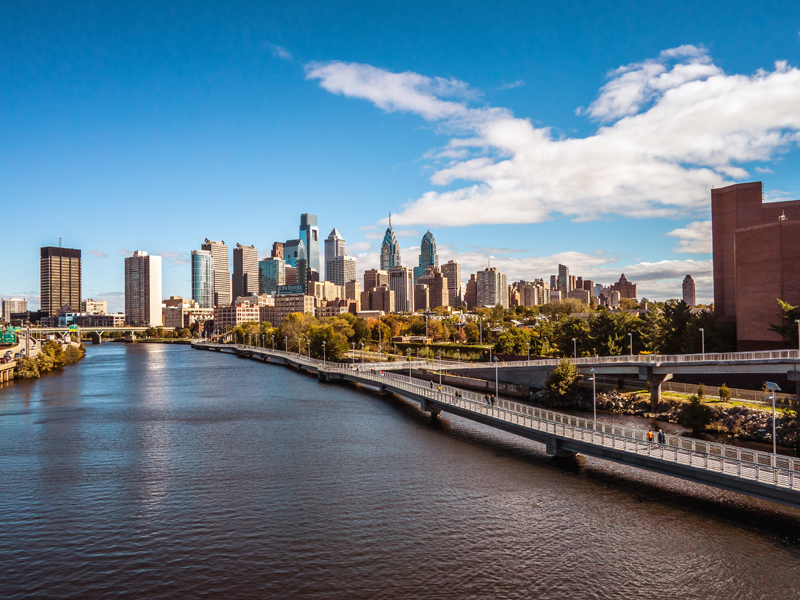skyline from south street bridge_Paul Loftland for PHLCVB | HT Brand Studio